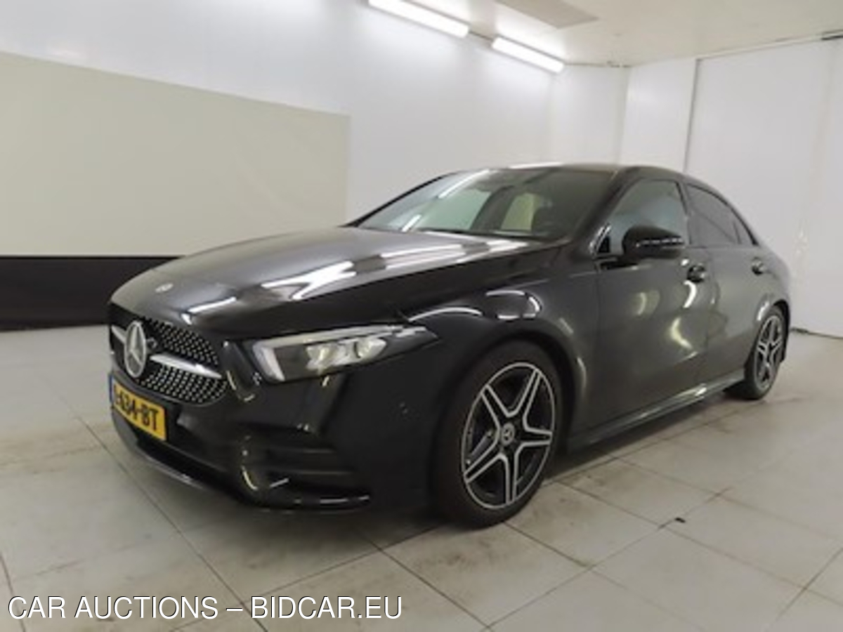Mercedes-Benz A-klasse limousine A 180 7G-DCT Business Solution AMG 4d ...